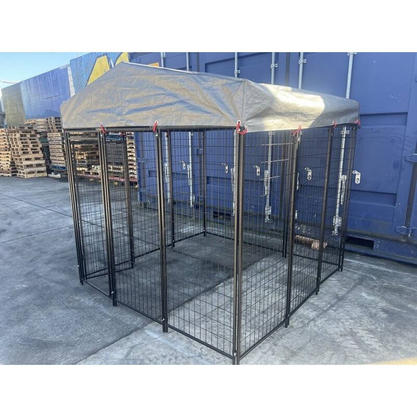 Dog Run Enclosure Animal Hutch Metal with Roof Cover 1.9×5.5×1.86M
